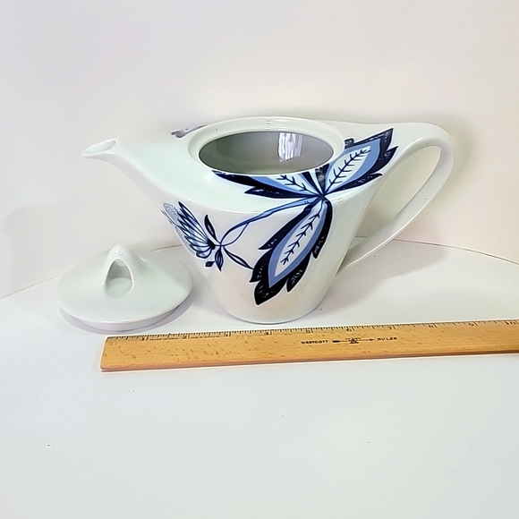 Crate&Barrel | Kitchen | Crate And Barrel Spal Porcelain Blue And White ...